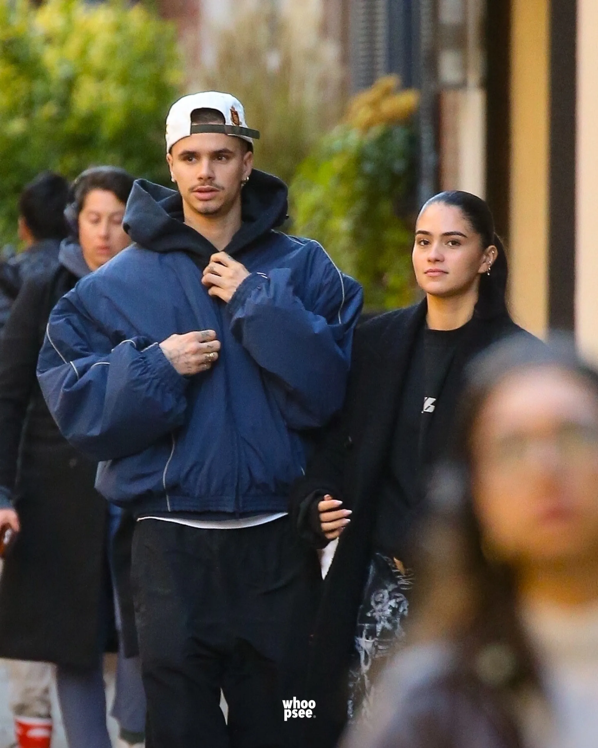 Romeo Beckham, l’amore va in scena a New York con la nuova fidanzata ...